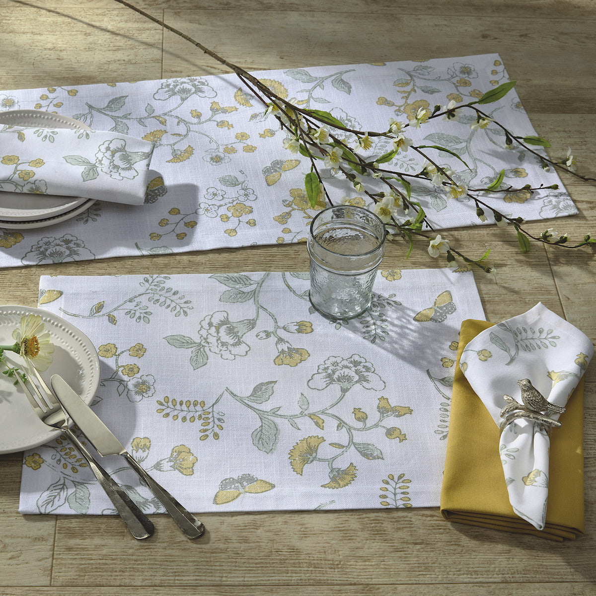 Vintage Florals 100% Cotton Lined Tailored Valance & Table Linens